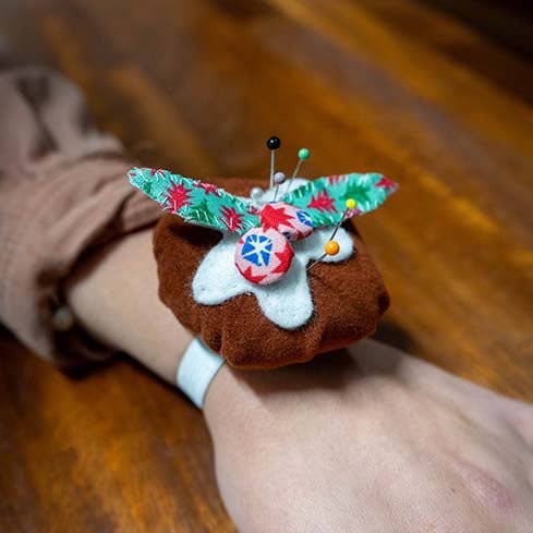 How to make a Christmas pudding pin cushion | Just Fabrics