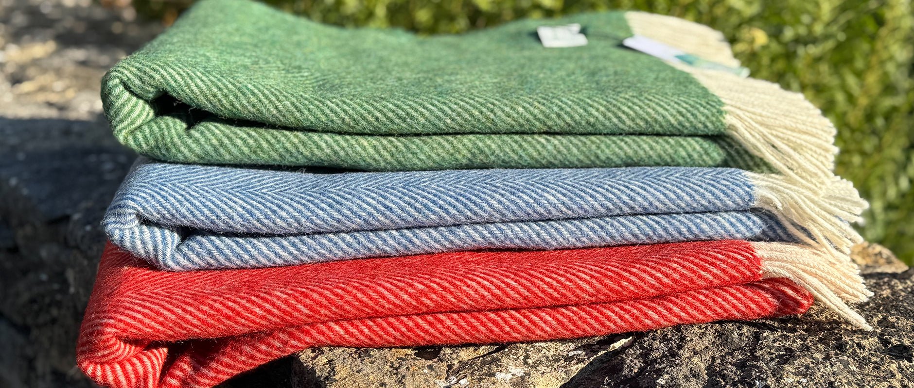 Clearance Throws – Just Fabrics
