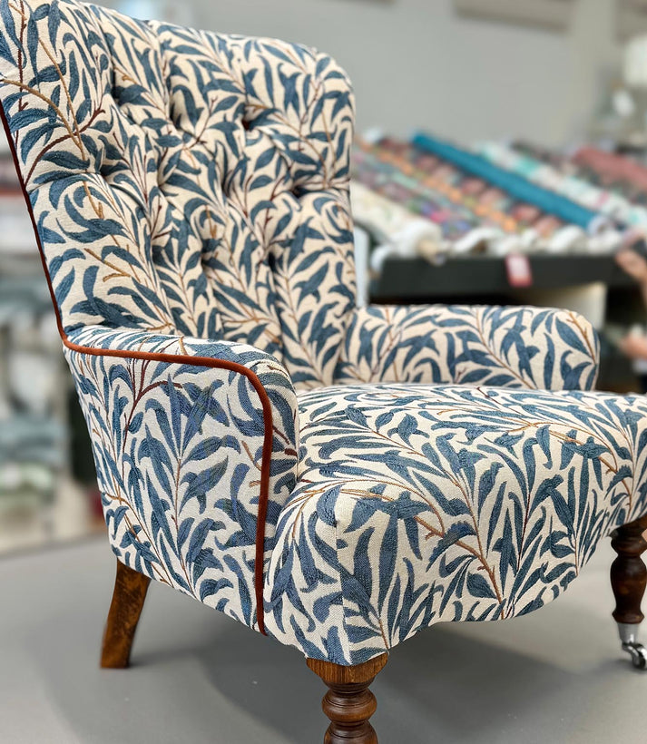 William Morris - Willow Bough Tapestry Fabric / Azure – Just Fabrics